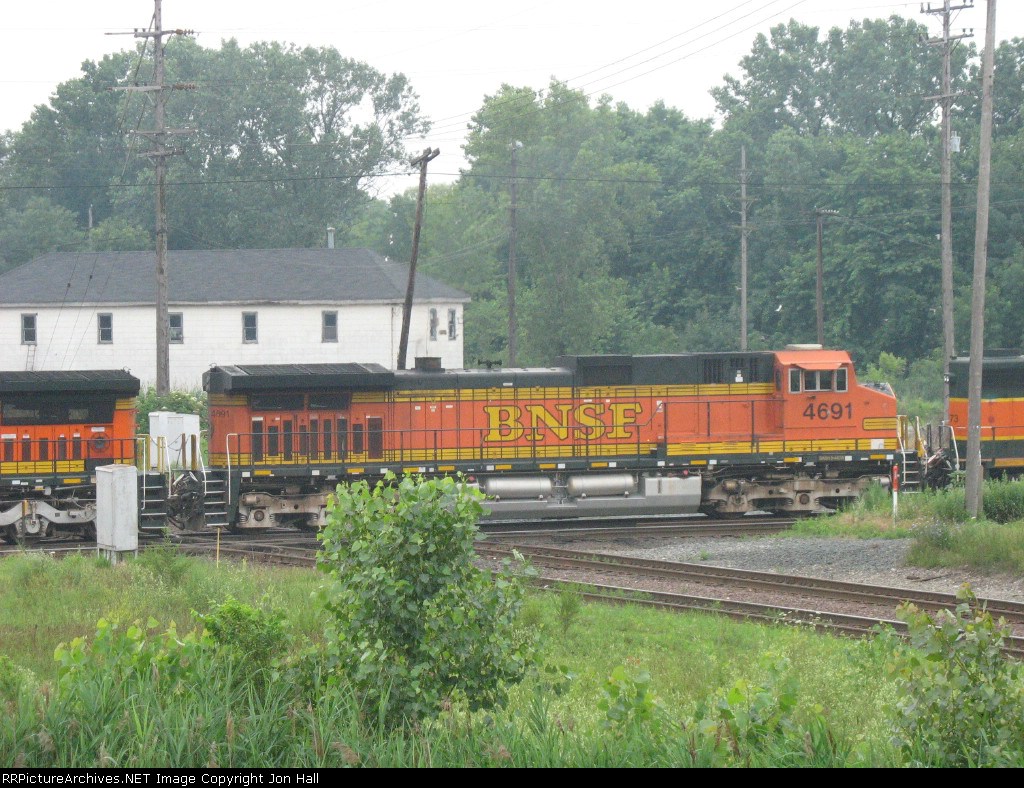BNSF 4691